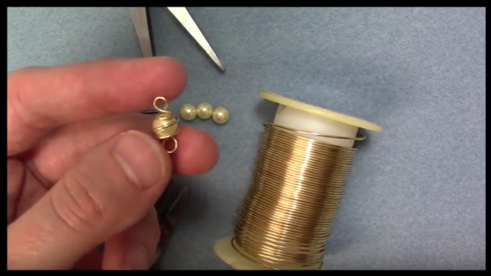 How to Make a Wire Bead Cage | Craft Minute