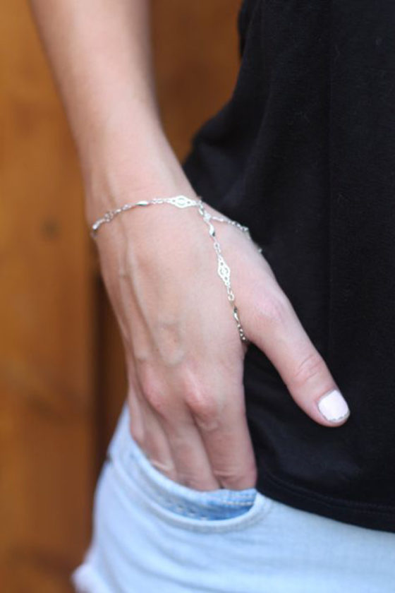 23 Beautiful Hand Chain Designs for Jewelry Making | Craft Minute