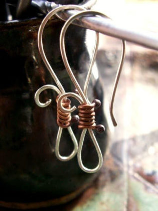 15 Amazing Ear Wire Hooks to Create | Craft Minute