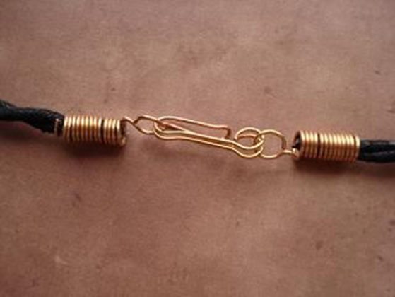 21 Great Handmade Clasps for Jewelry Making | Craft Minute