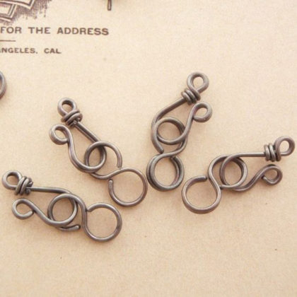 21 Great Handmade Clasps for Jewelry Making | Craft Minute